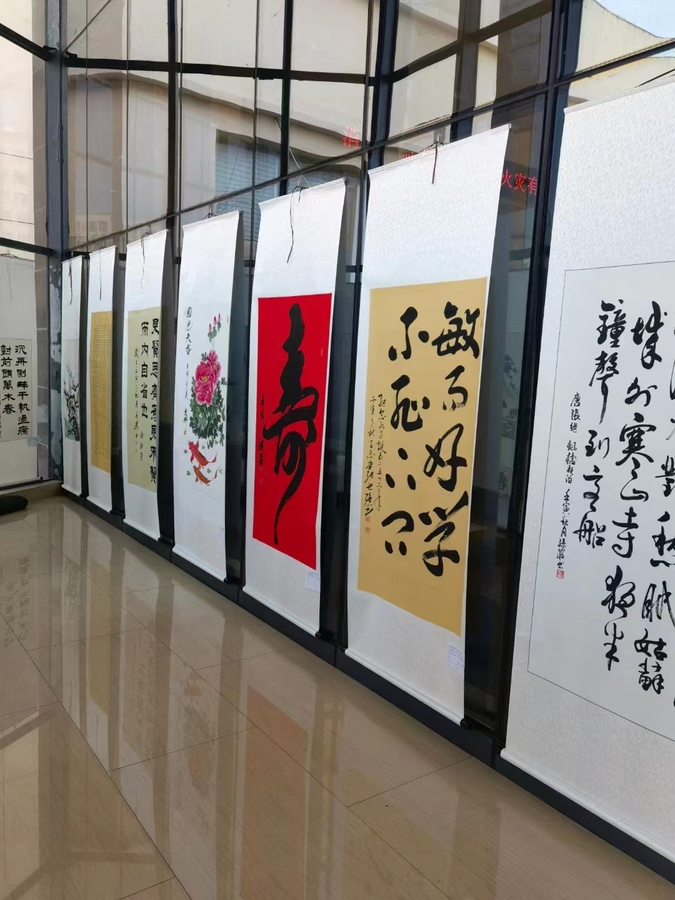 纪念孔子诞辰2573年大型主题国际书画展在振邦大厦隆重举行