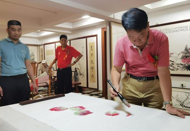 挥毫泼墨庆国庆 翰墨飘香抒初心 福建书画名家采风笔会在仙游创作基地举行